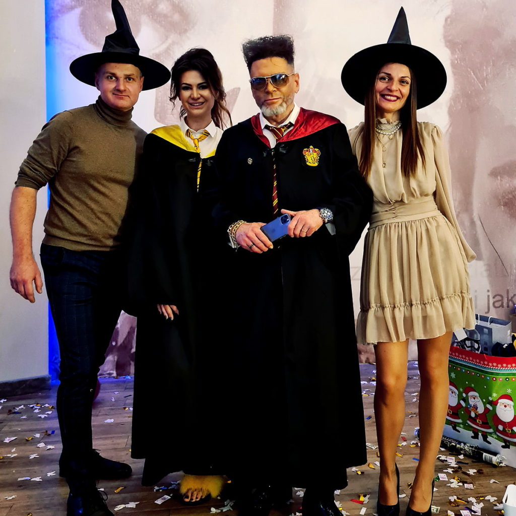 Fotolustro i Fotobudka Łódź - na wesela, urodziny, eventy - Flash of Lights